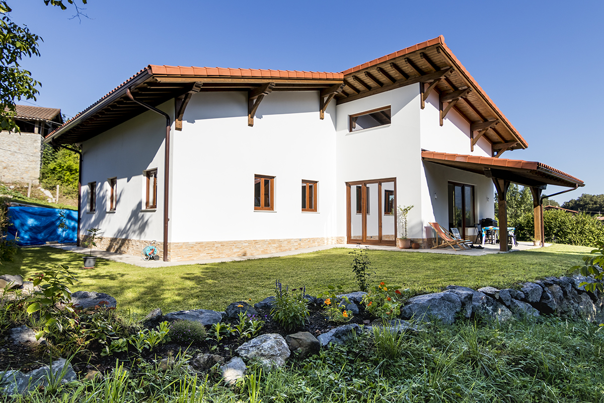 Casa en Dima: biopasiva y eficiente - EcoHabitar