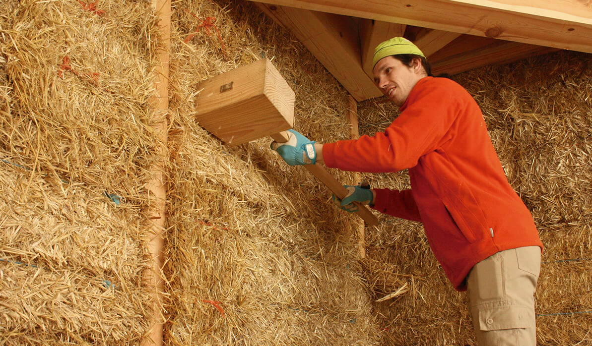 Cerramientos de paja, una técnica constructiva en auge - EcoHabitar