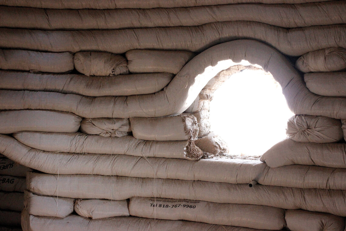 Un estudio sobre el superadobe como sistema constructivo - EcoHabitar