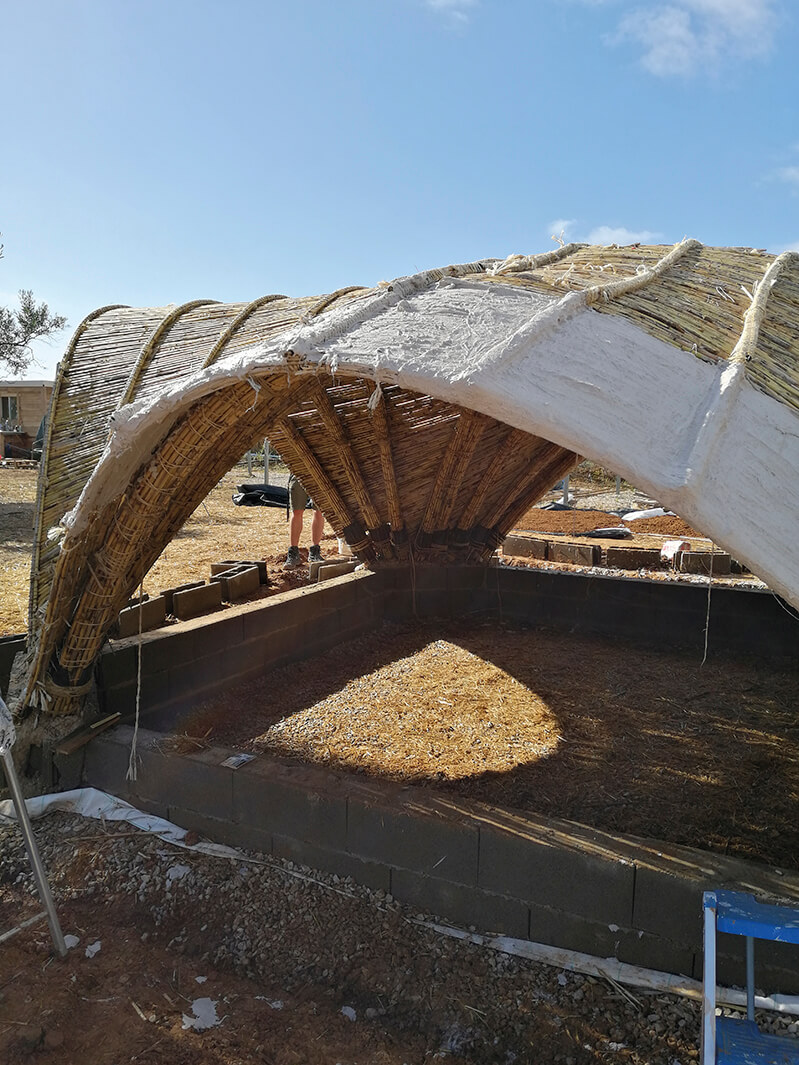 Cubiertas hidrófugas semiflexibles para estructuras de caña - EcoHabitar