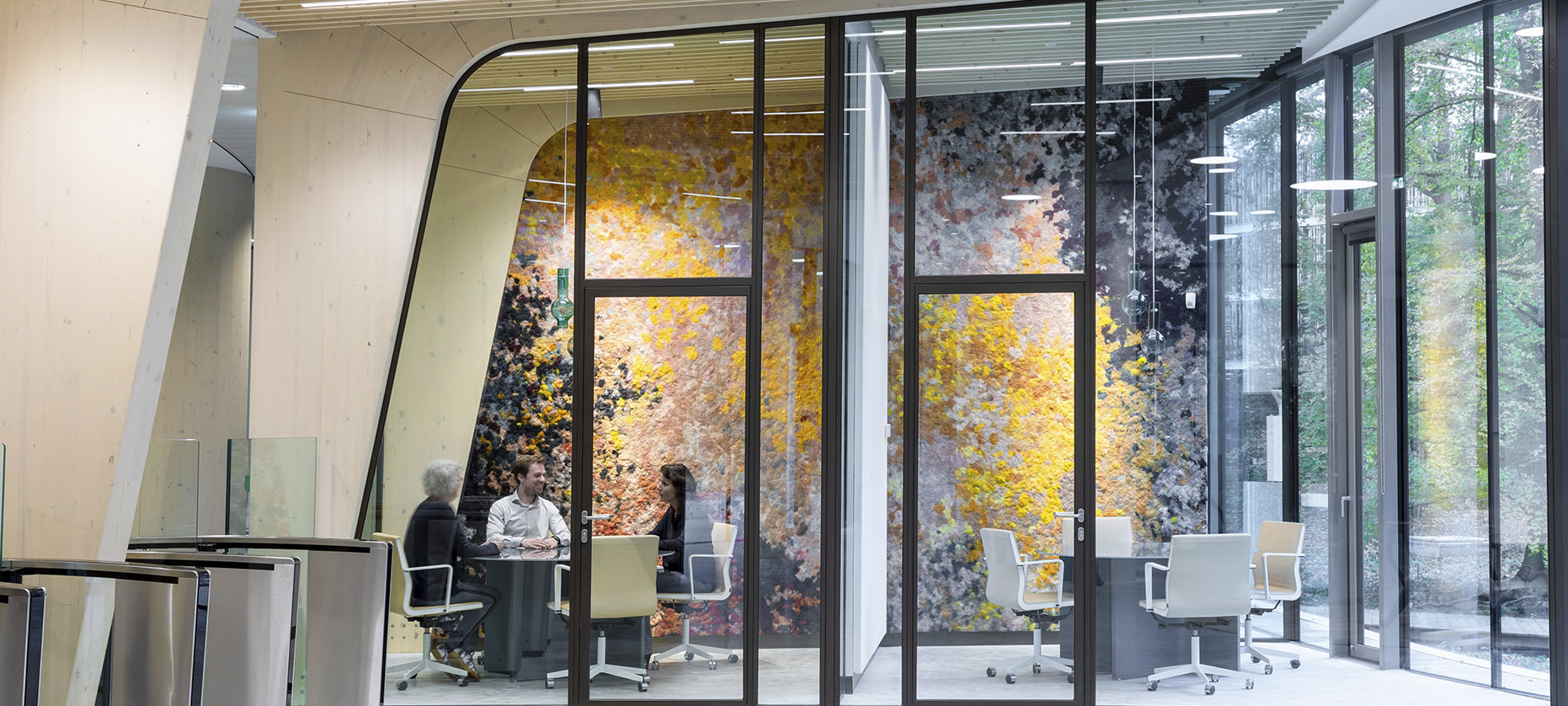 Desmontable, de madera y autosuficiente, la nueva sede de Triodos Bank ...